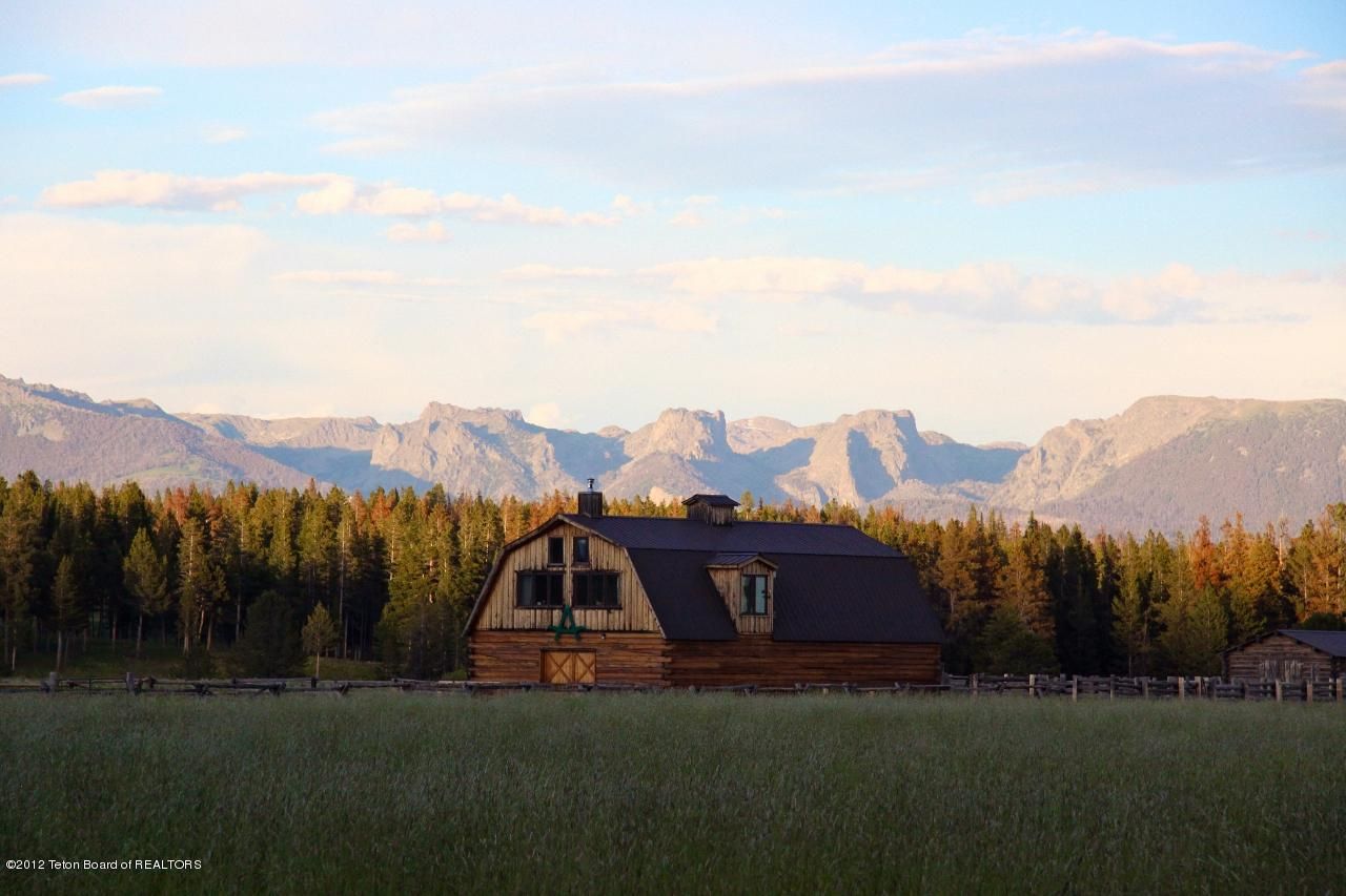 360 Acres, 771 FLYING A RANCH RD, Pinedale, WY 82941 | Land and Farm