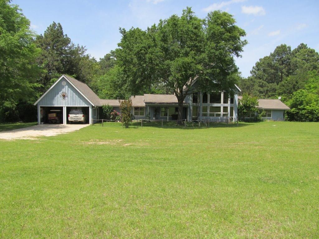 2700 Acr 453, Palestine, TX 75803 | MLS: 84784 | Land and Farm