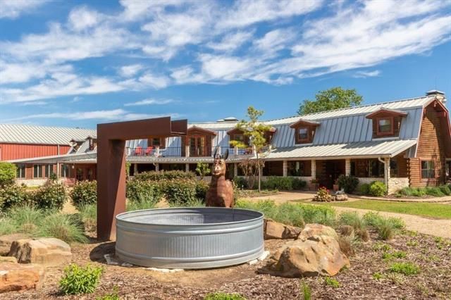 46.33 Acres, 8943 County Road 3270, Chatfield, TX 75105 | Land and Farm