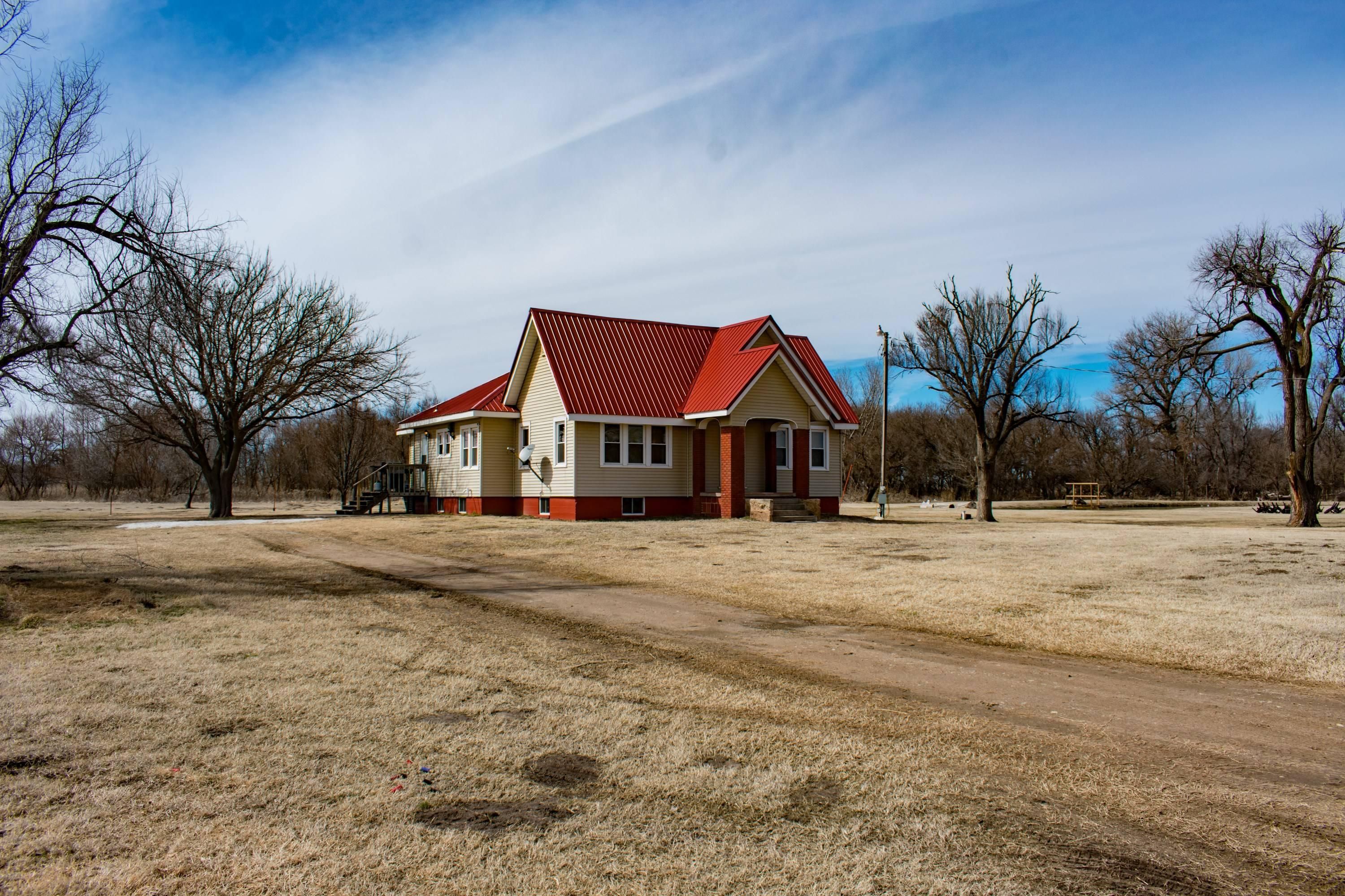 12 Acres, 1467 NE 90th Avenue, Hudson, KS 67545 | Land and Farm
