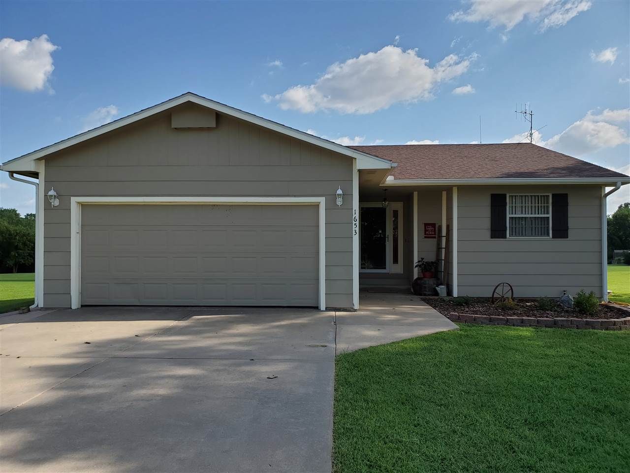 1.31 Acres, 1653 W Bryce Dr, Milton, KS 67106 | Land and Farm