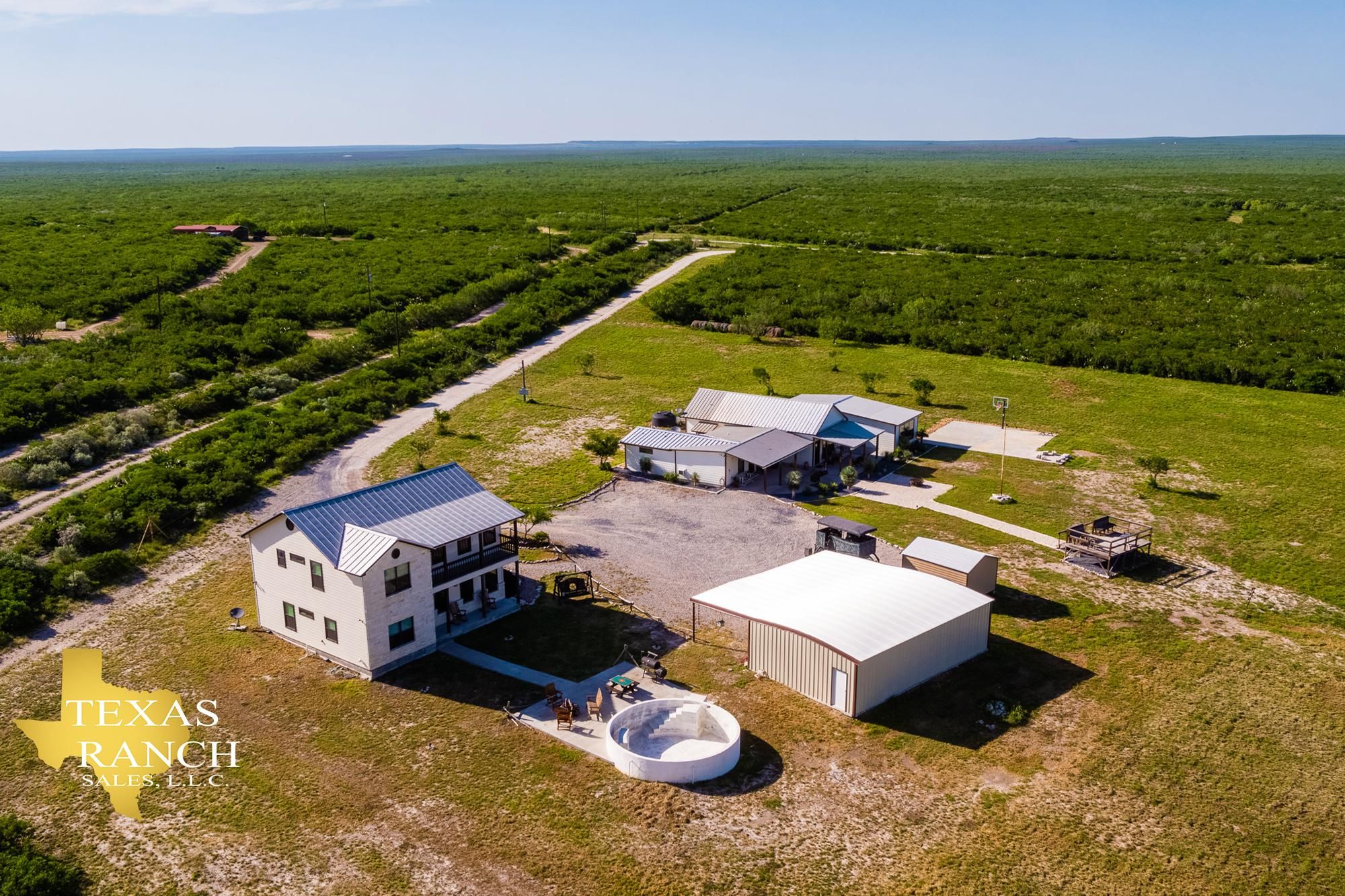 670 acres in Freer, TX, 78357 | Land and Farm
