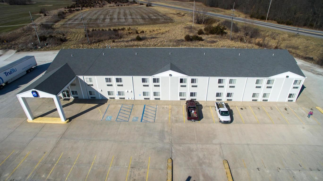 202 Clark Dr, New Florence, MO 63363 | MLS: 391413 | Land and Farm