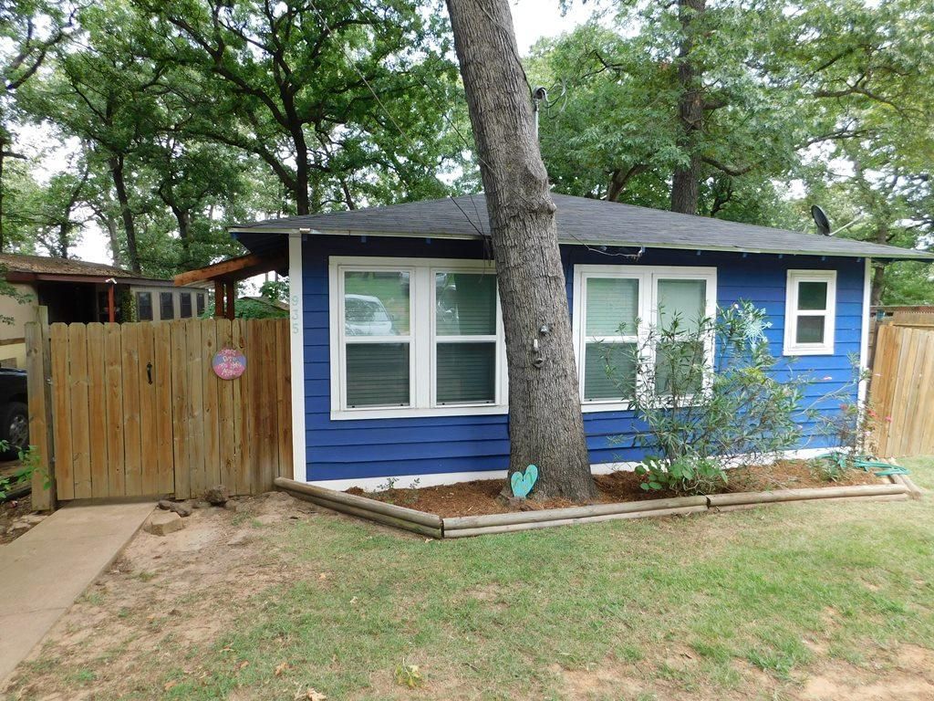 935 Beachside Drive, Chandler, TX 75758 | MLS: 10123975 | Land and Farm