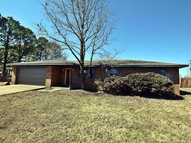 0.57 Acres, 463523 E 1044 Loop, Sallisaw, OK 74955 | Land and Farm