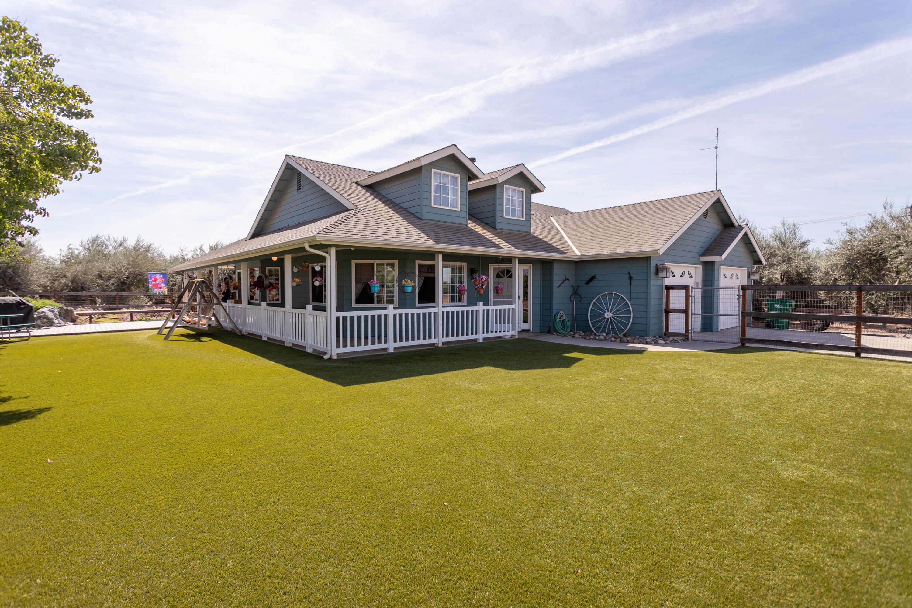 9.8 Acres, 19098 Road 236, Strathmore, CA 93267 | Land and Farm