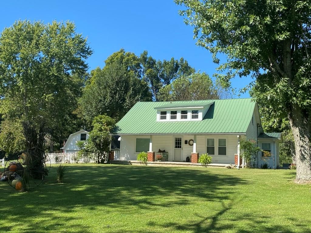 8 Acres, 6615 Clemons Ridge, Silver Point, TN 38582 | Land and Farm