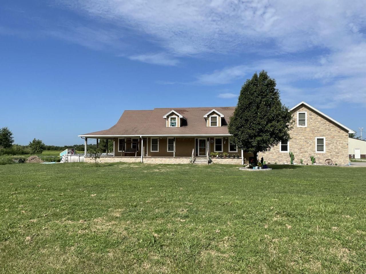 111 S Prairie St., Hepler, KS 66746 | Land and Farm