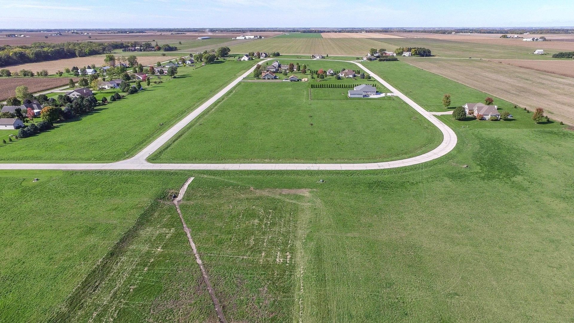 2422 N 4220th Road, Sheridan, IL 60551 | MLS: 11237466 | Land and Farm