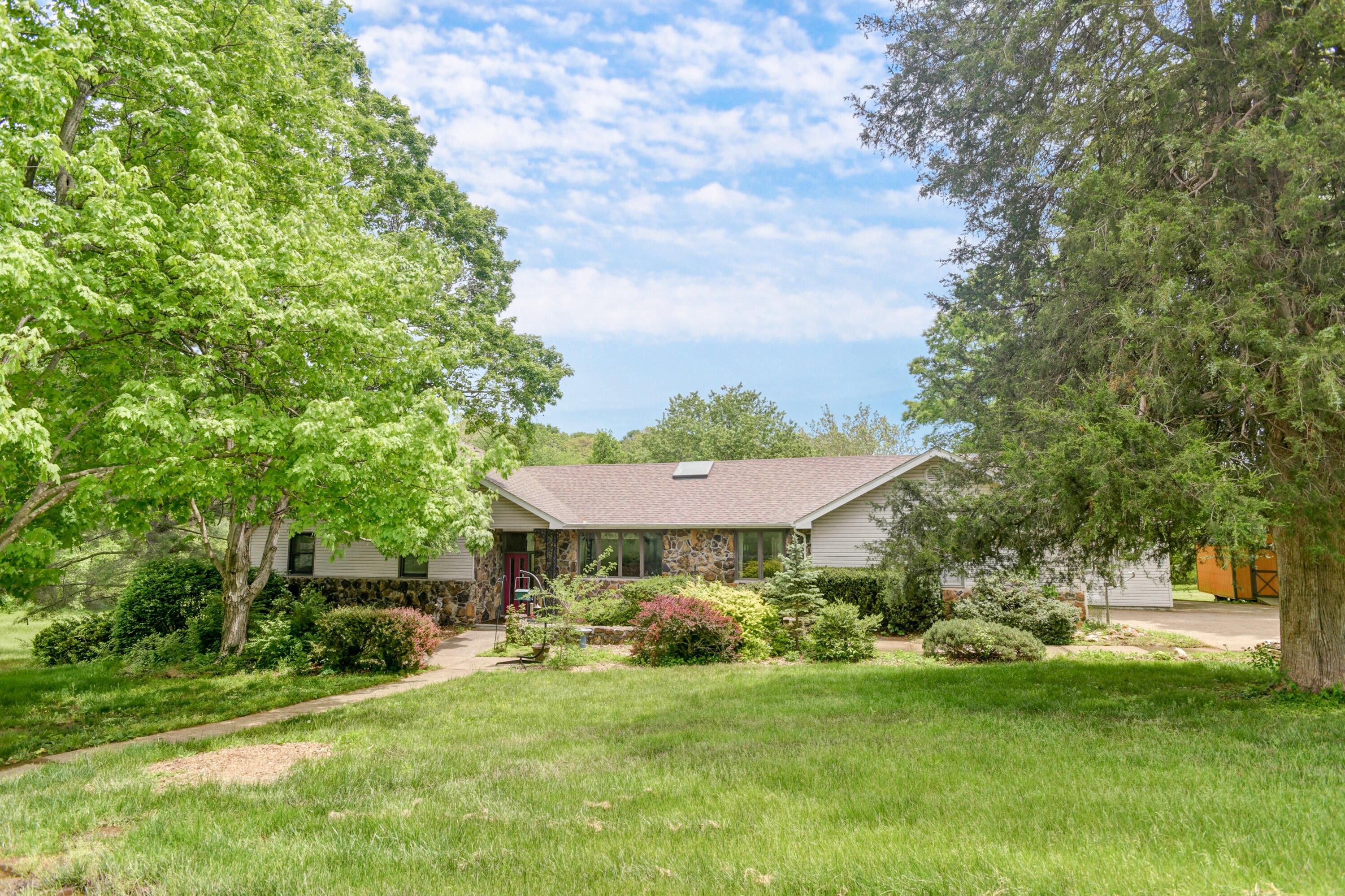 2.8 Acres, 5712 South Farm Road 137, Springfield, MO 65810 | Land and Farm