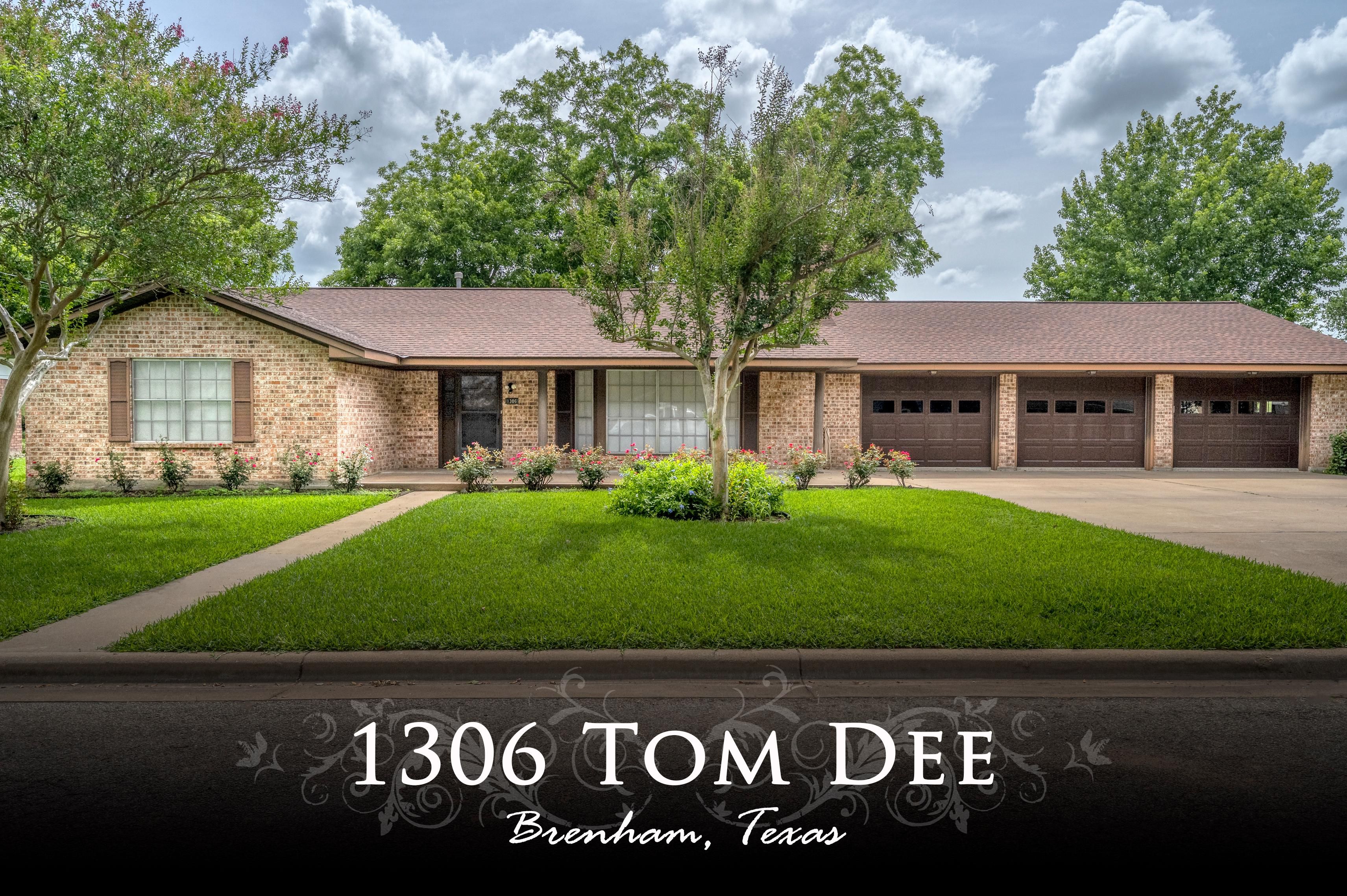 0.26 Acres, 1306 Tom Dee Street, Brenham, TX 77833 | Land and Farm
