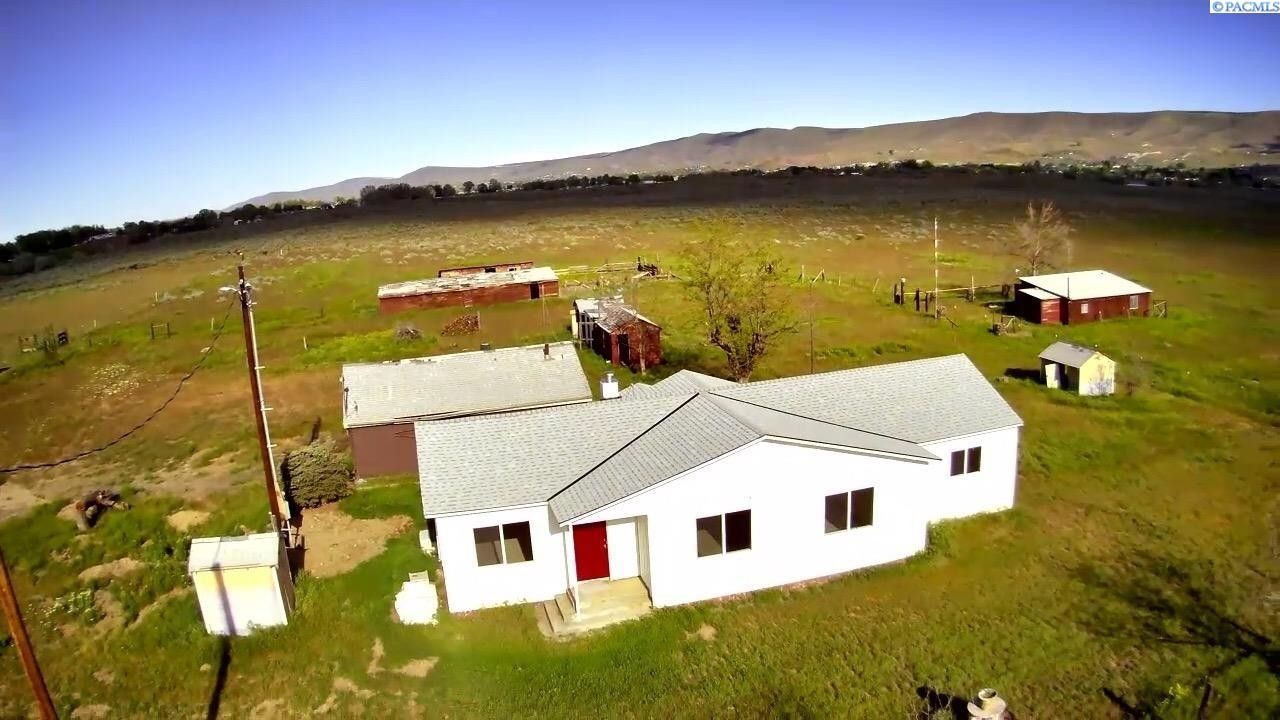 8.46 Acres, 3301 S Griffin Rd, Prosser, WA 99350 | Land and Farm