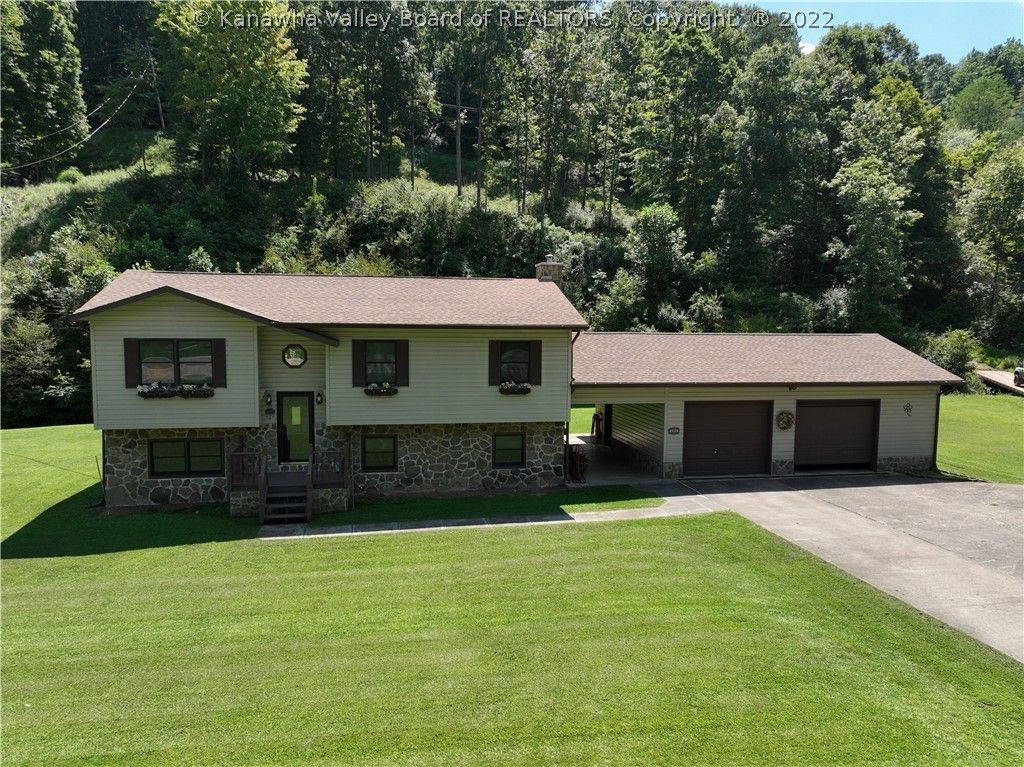 15.8 Acres, 5259 Ripley Road, Reedy, WV 25270 | Land and Farm