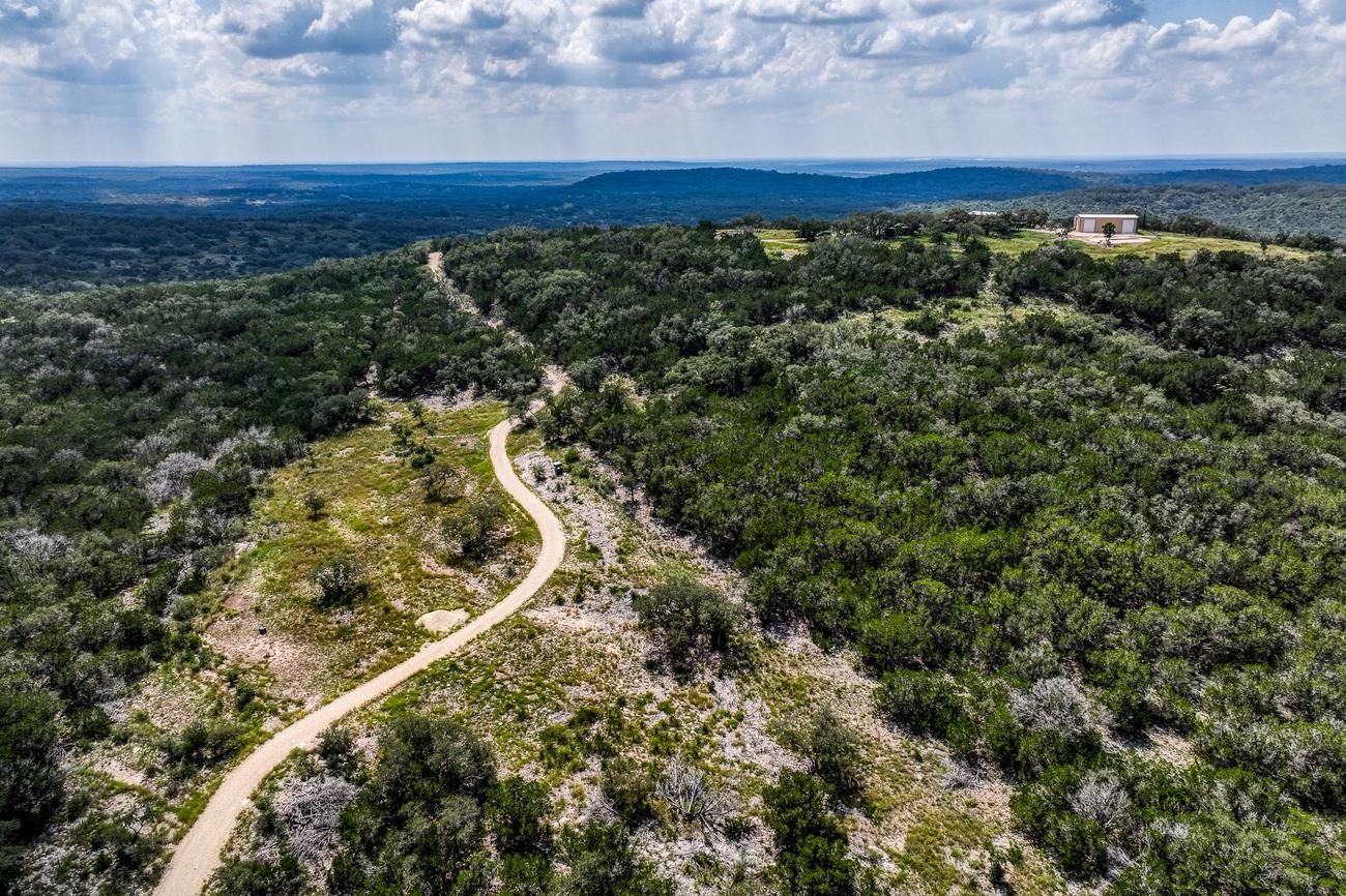 60 acres in Hondo, TX, 78861 | Land and Farm