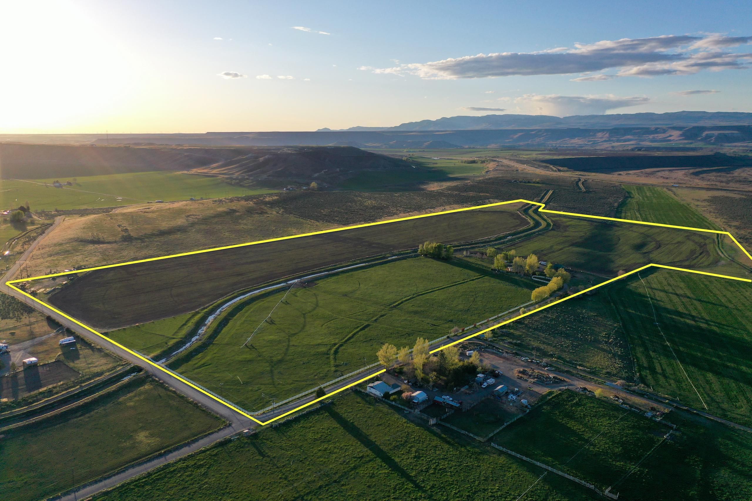 993 S. Round Rock Ranch Road, King Hill, ID 83633 | Land and Farm