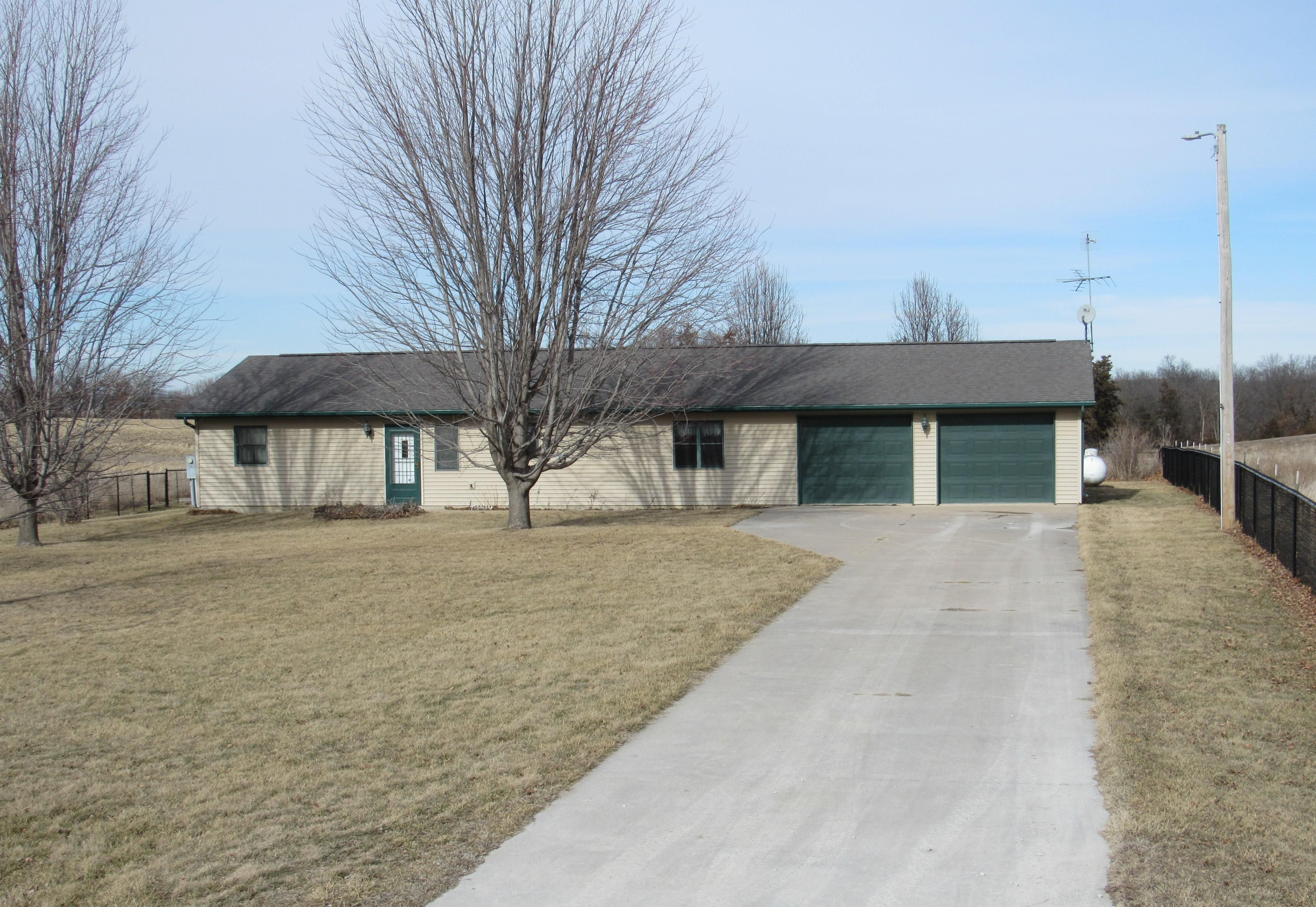 29804 150th Street, Floris, IA 52560 | MLS: 6305580 | Land and Farm