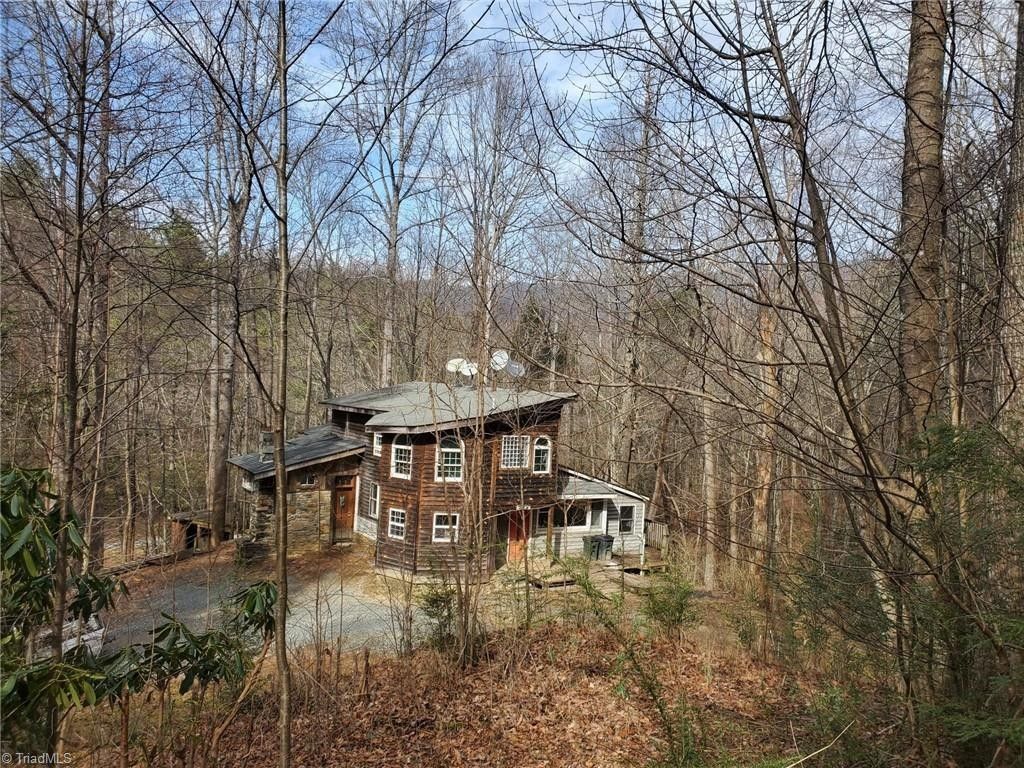 1.5 Acres, 475 Wes Randell Road, Deep Gap, NC 28618 | Land and Farm