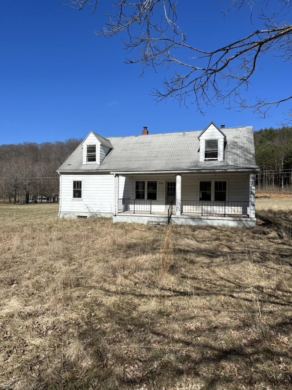 11.44 Acres, 1382 Cascade Drive, Pembroke, VA 24136 | Land and Farm