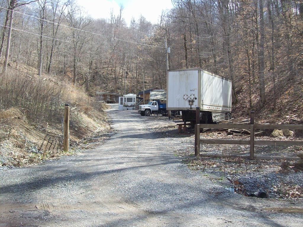 15.89 Acres, 1232 Winstead Road, Thorn Hill, TN 37881 | Land and Farm