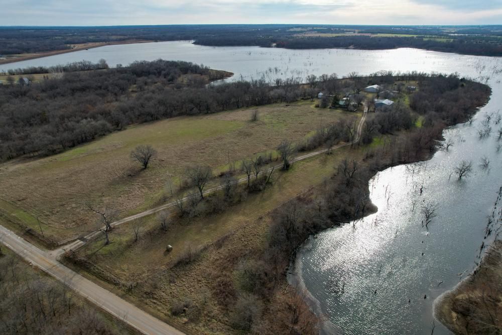 587 E 700th Ave, Arcadia, KS 66711 | MLS: Crawford 18 | Land and Farm