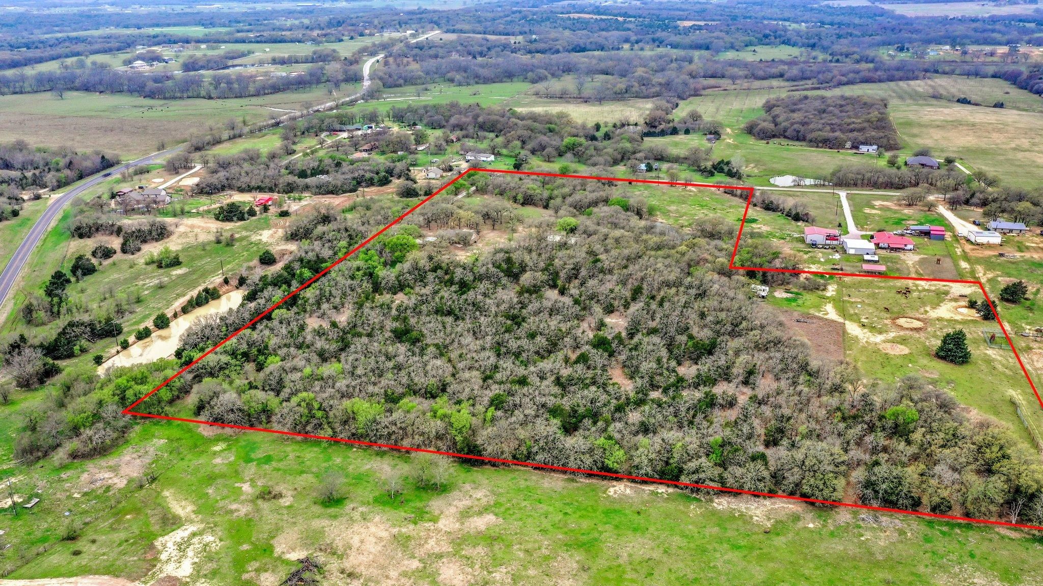 7586 West Line Road, Collinsville, TX 76233 | MLS: 20287831 | Land and Farm
