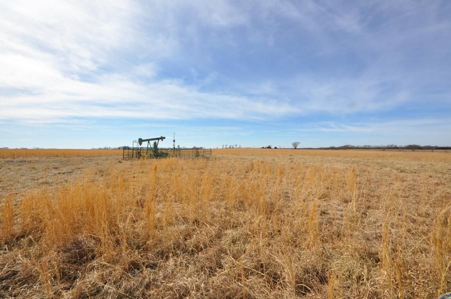 4864 County Road 4900, Cherryvale, KS 67335 | MLS: Montgomery 381 ...