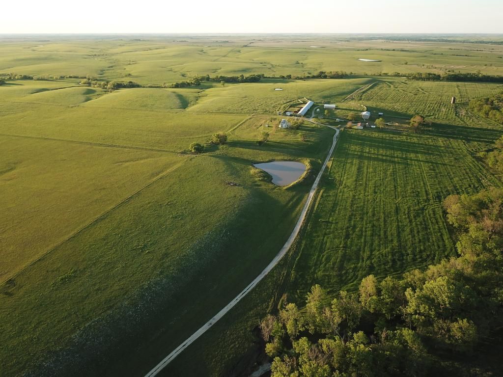 2910 47th Ter., Burns, KS 66840 | MLS: Marion 20 | Land and Farm