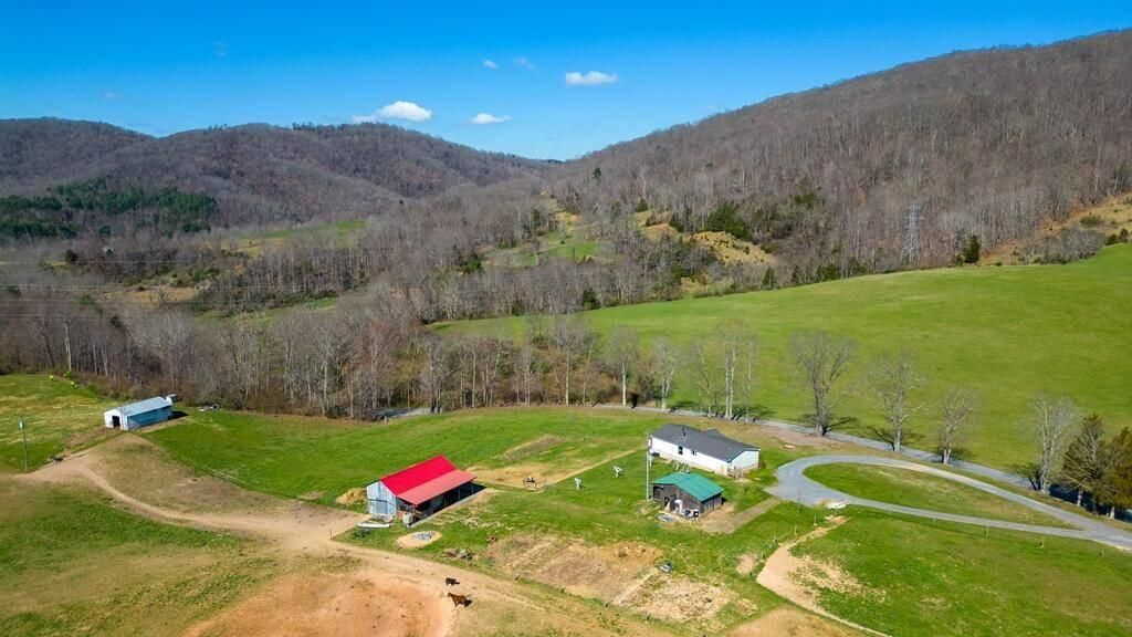 3169 Seminole Road, Forest Hill, WV 24935 | MLS: 23-364 | Land and Farm