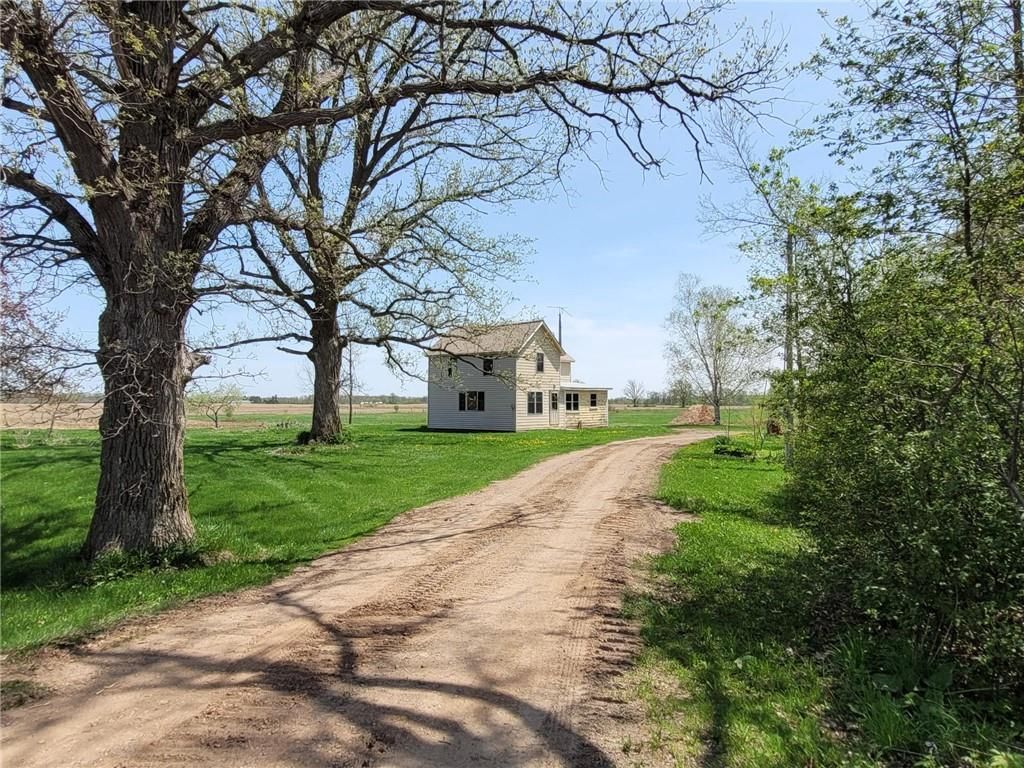 1215 15 1/2 Avenue, Barron, WI 54822 | MLS: 1573325 | Land and Farm