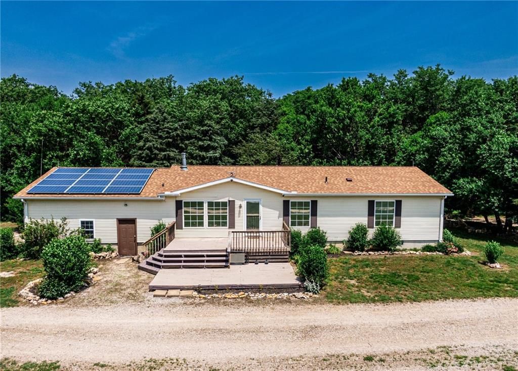 21056 E 600 Rd, Prescott, KS 66767 | MLS: 2437092 | Land and Farm