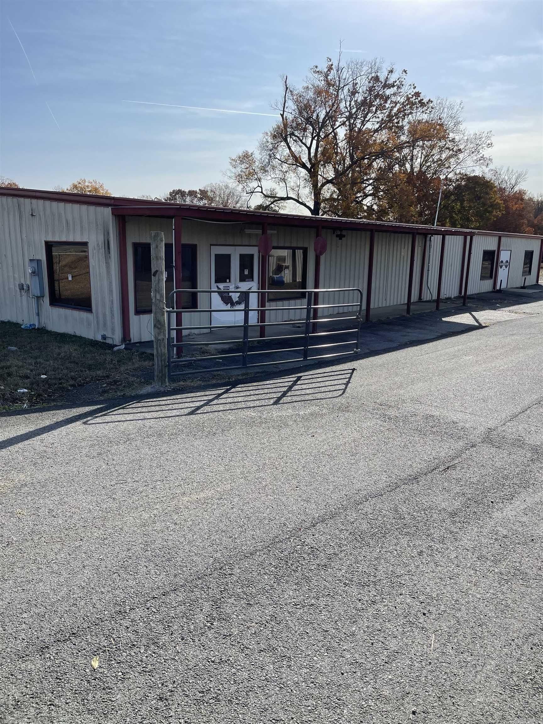 1831 Hwy 64 W., El Paso, AR 72045 | MLS: 23002073 | Land and Farm