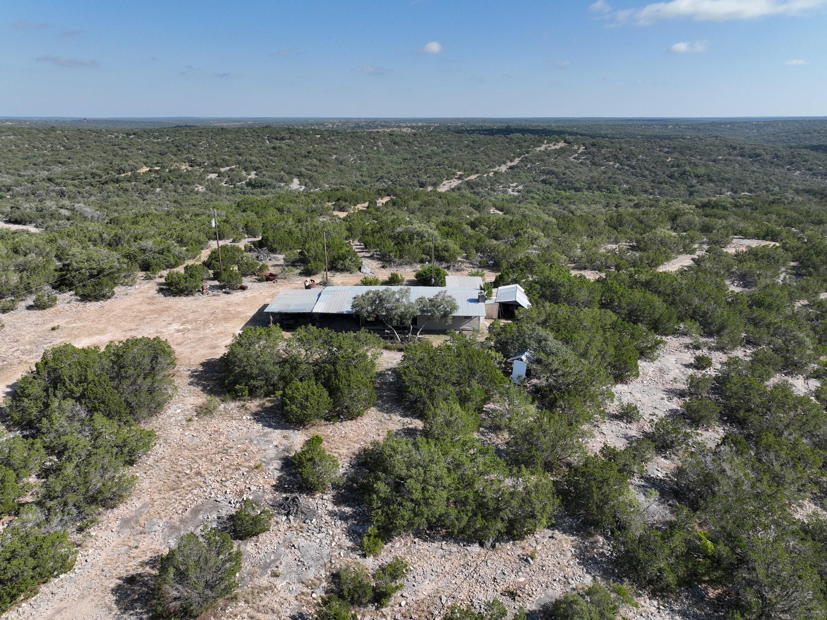 CR 310, Rocksprings, TX 78880 | Land and Farm