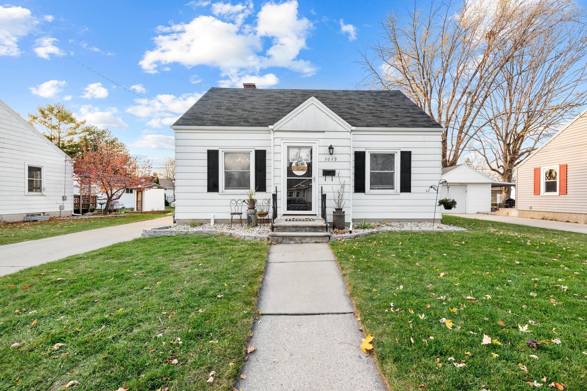 0.14 Acres, 1019 PARK Street, Green Bay, WI 54303 | Land and Farm