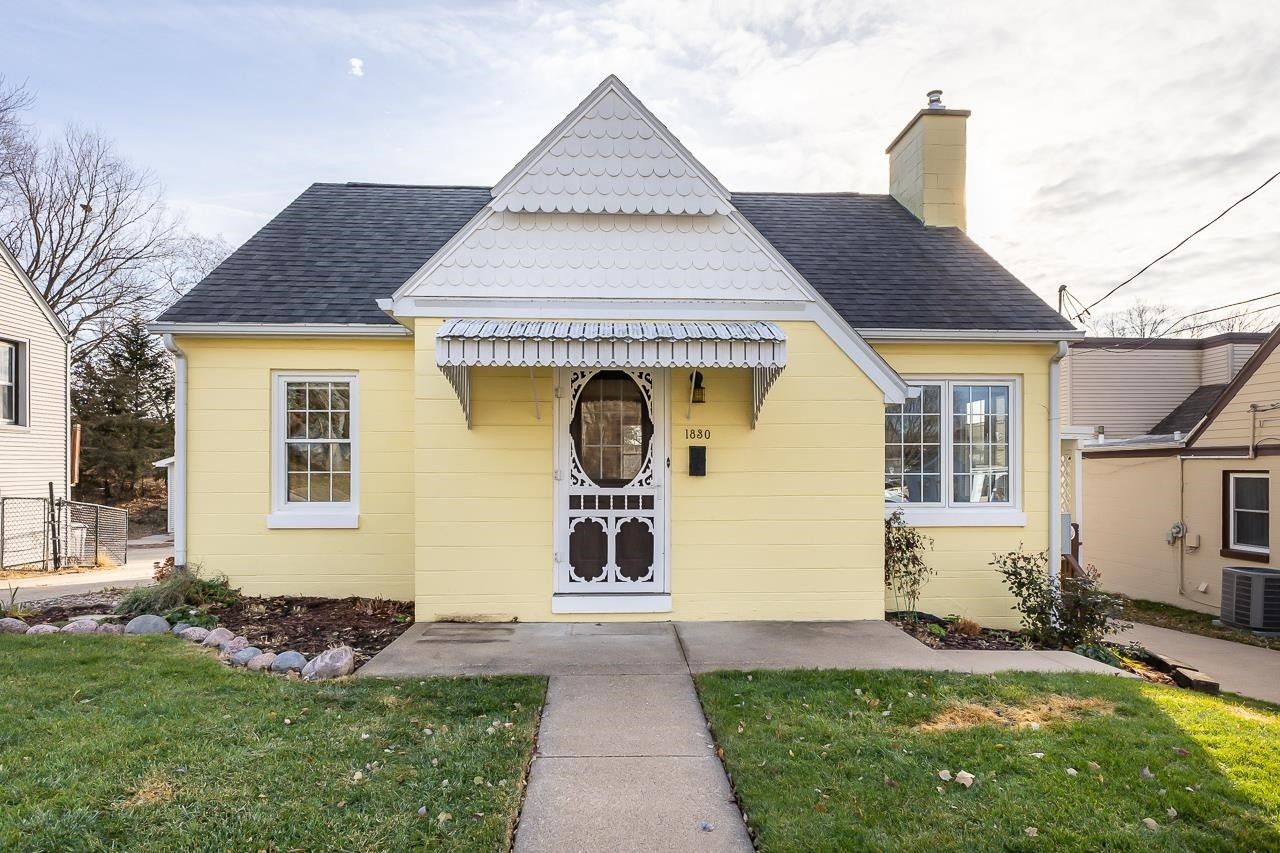 0.29 Acres, 1830 Hale, Dubuque, IA 52001 | Land and Farm