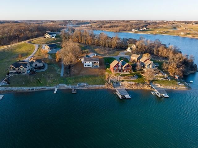 28681 Meadow Ct, Moravia, IA 52571 | Land and Farm