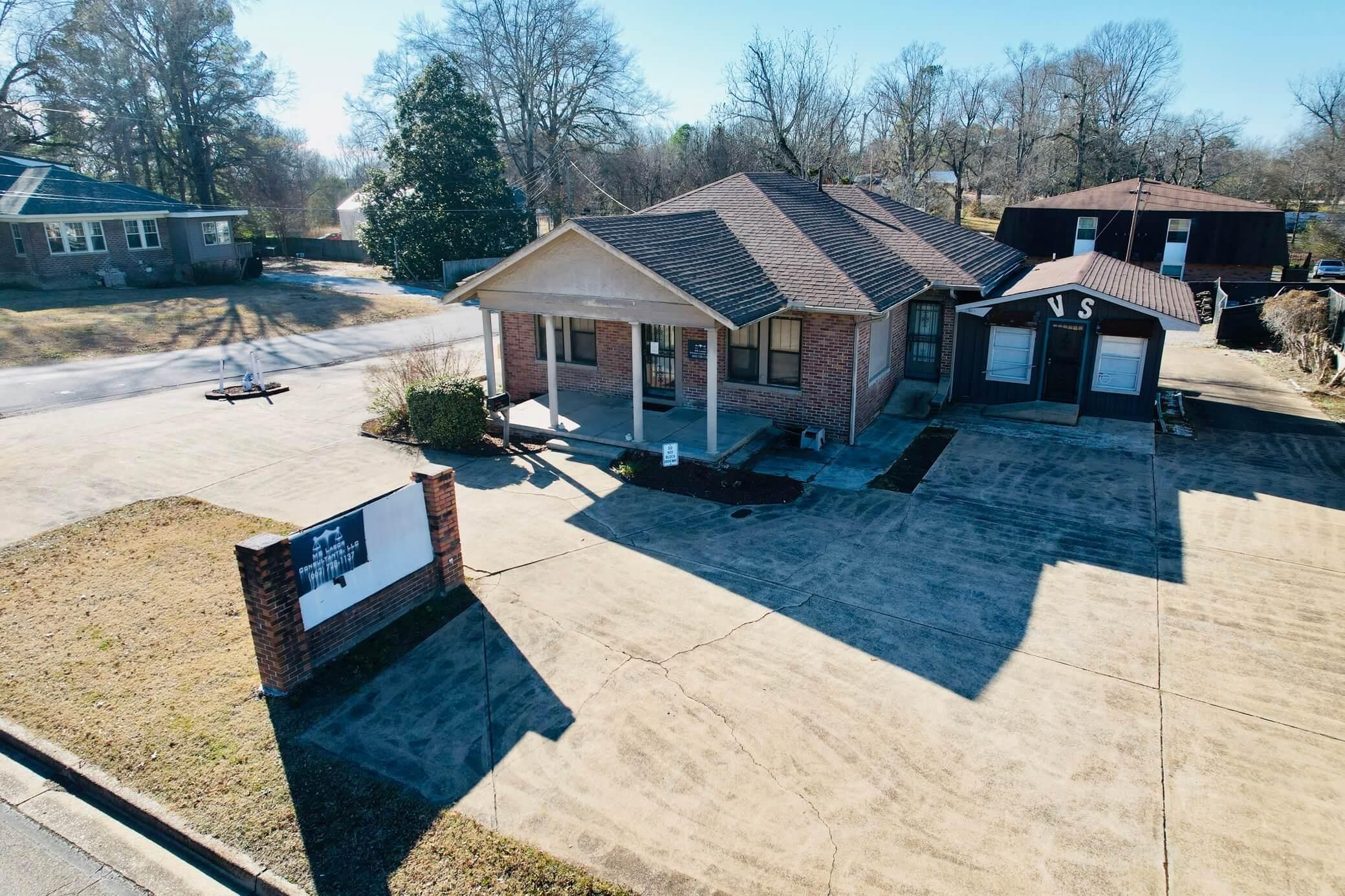 303 South 2nd Street, Booneville, MS 38829 | MLS: 23-4253 | Land and Farm