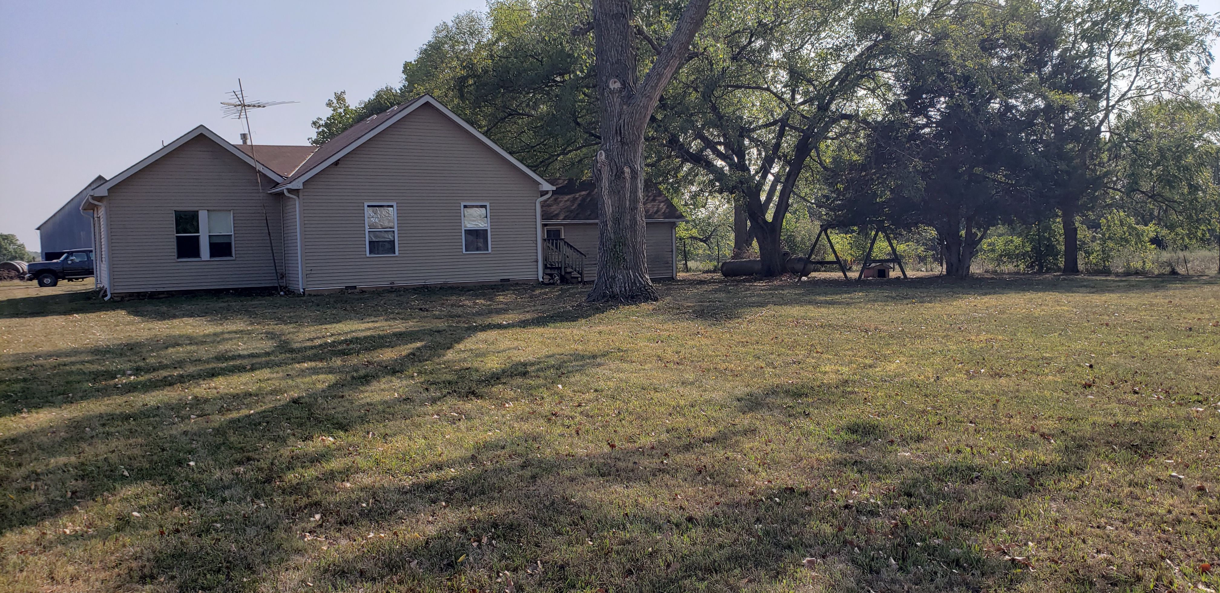 36315 W. 311th Street, Paola, KS 66071 | MLS: 2456777 | Land and Farm