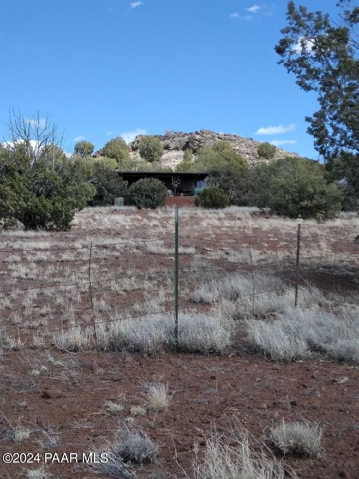 68 Juniperwood Ranch, Ash Fork, AZ 86046 | MLS: 1063322 | Land and Farm