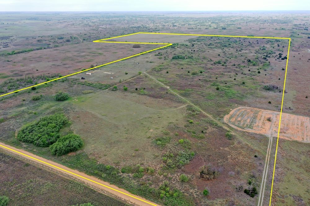 RR. E1160 Rd., Mayfield, OK 73666 | Land and Farm