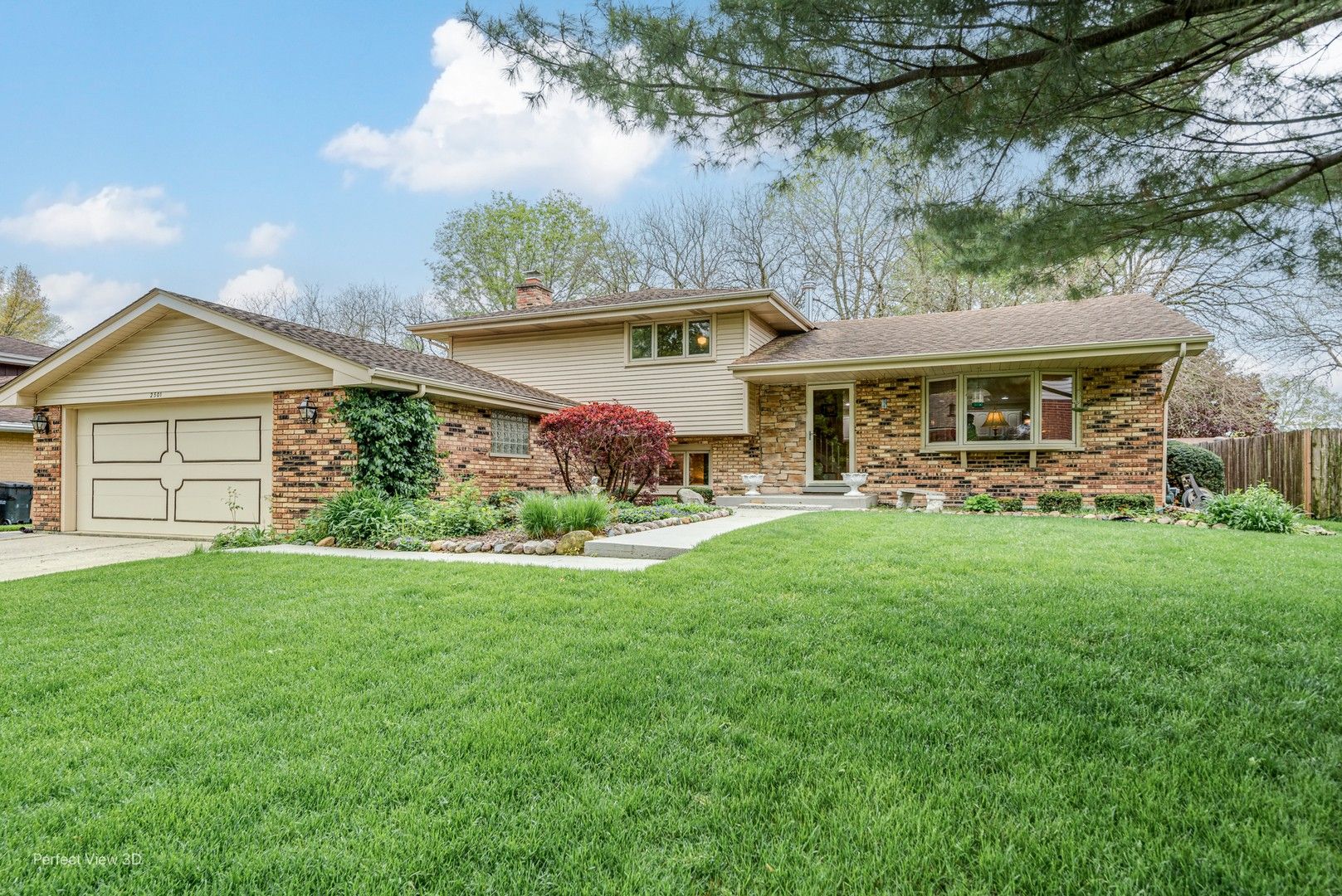 2501 Lynwood Street, Morris, IL 60450 | MLS: 12043967 | Land and Farm