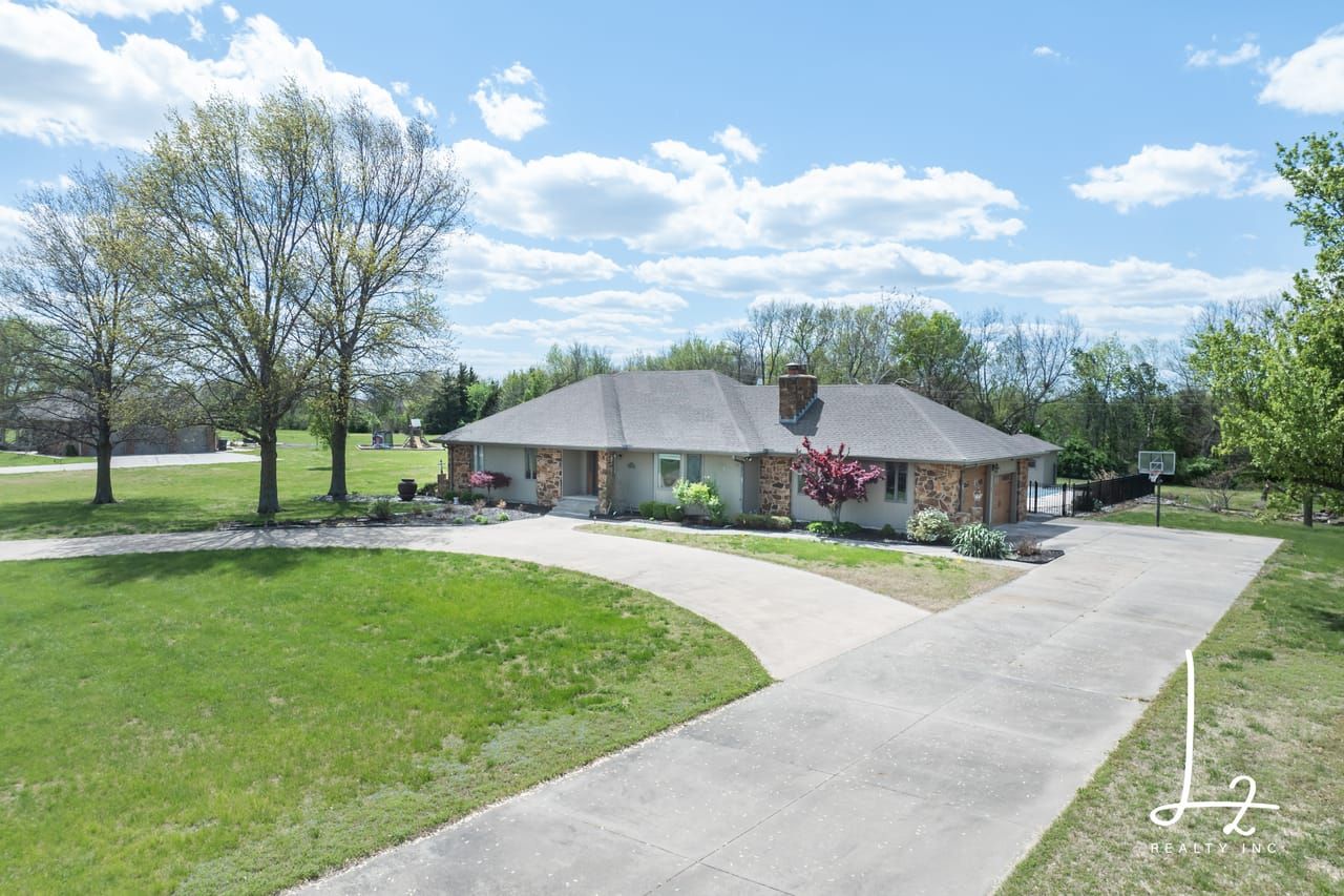 1710 Cedar Ridge Rd, Parsons, KS 67357 | Land and Farm