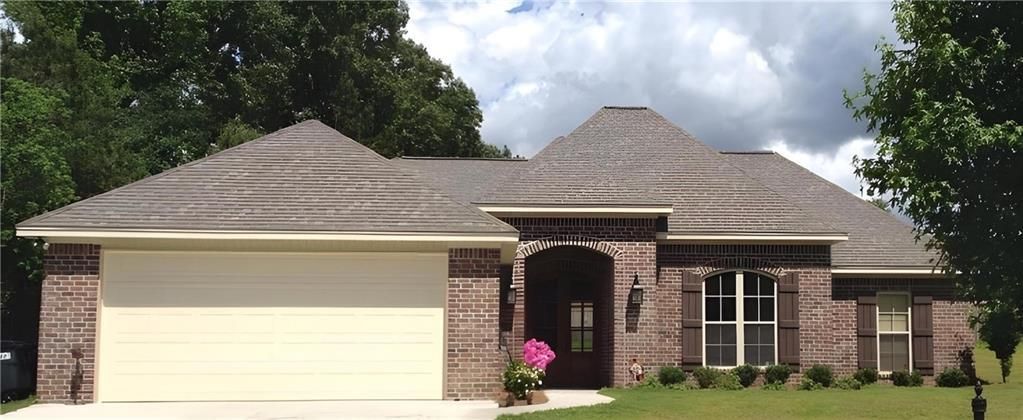 209 Country Club Drive, Marlin, TX 76661 | MLS: 220833 | Land and Farm