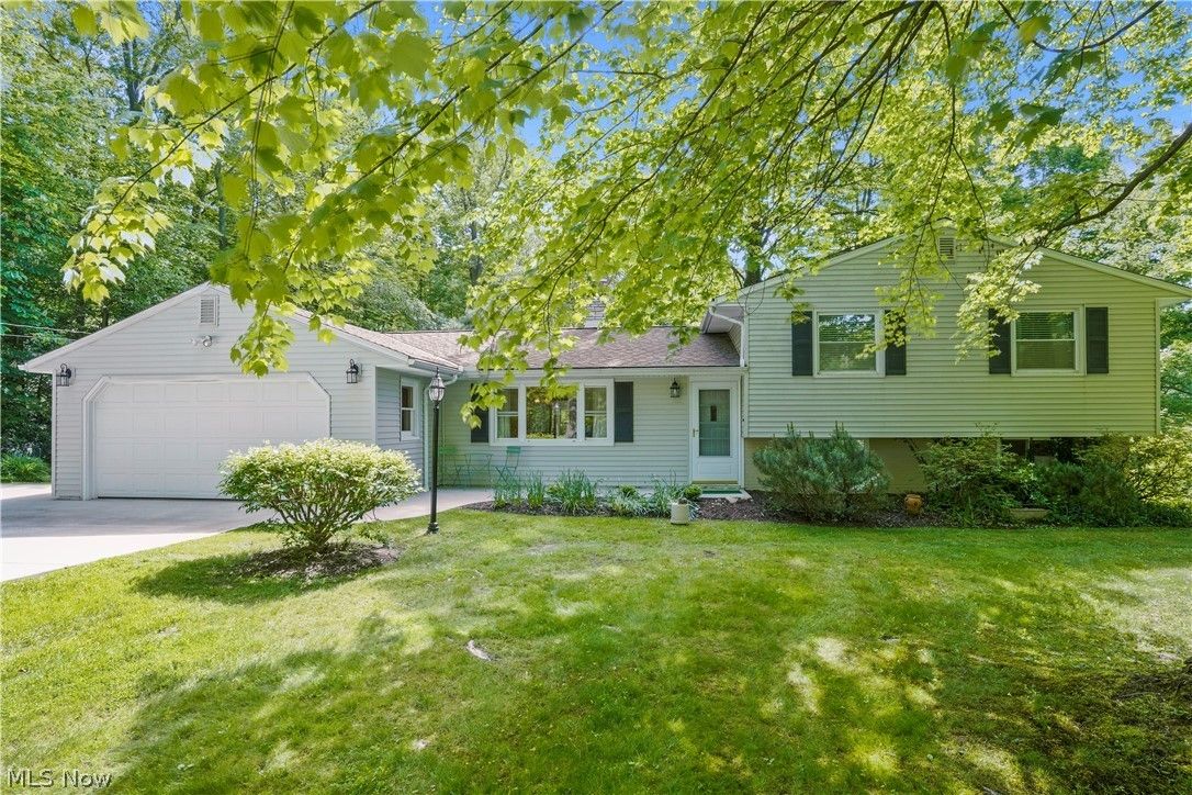 1.04 Acres, 12595 Valley View Drive, Chesterland, OH 44026 | Land and Farm