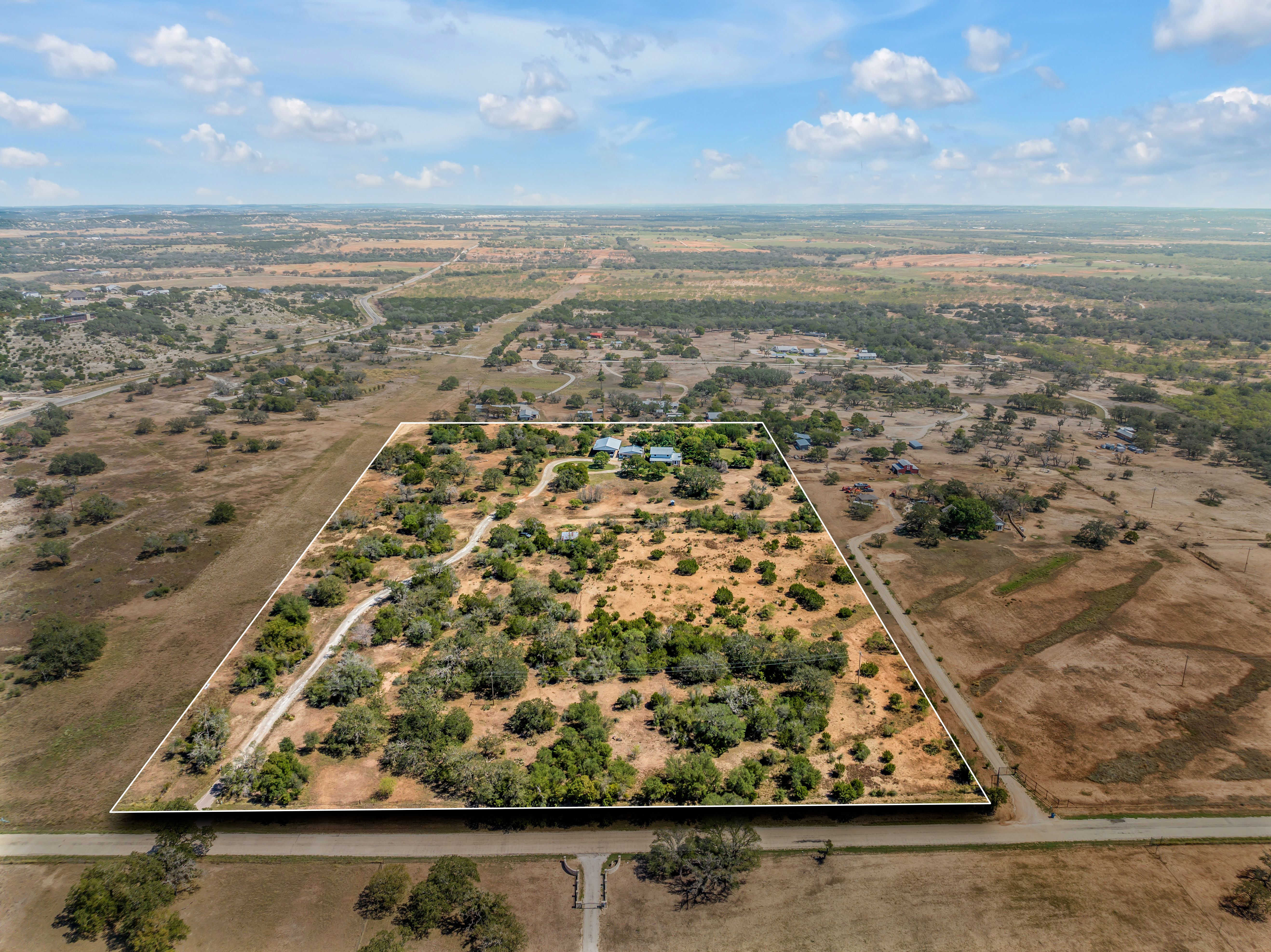 187 Morris-Tivydale Rd, Fredericksburg, TX 78624 | MLS: sabor|1724304 ...