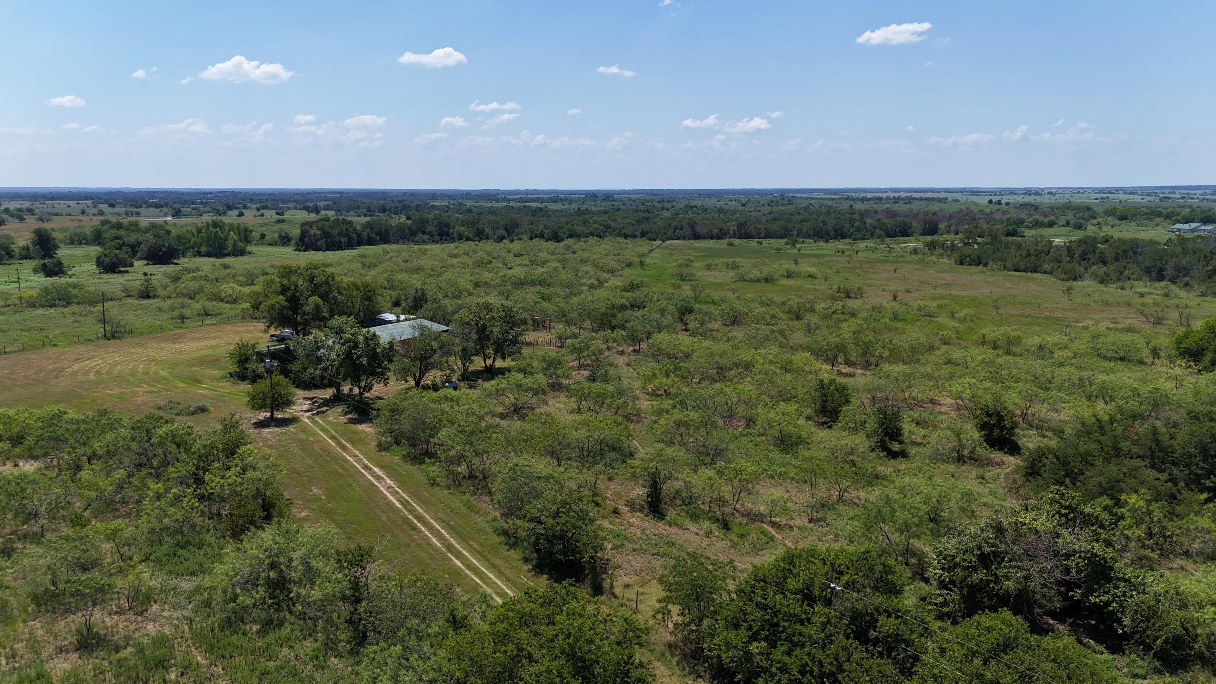 253 Lcr 632, Groesbeck, TX 76642 | MLS: 24012593 | Land and Farm
