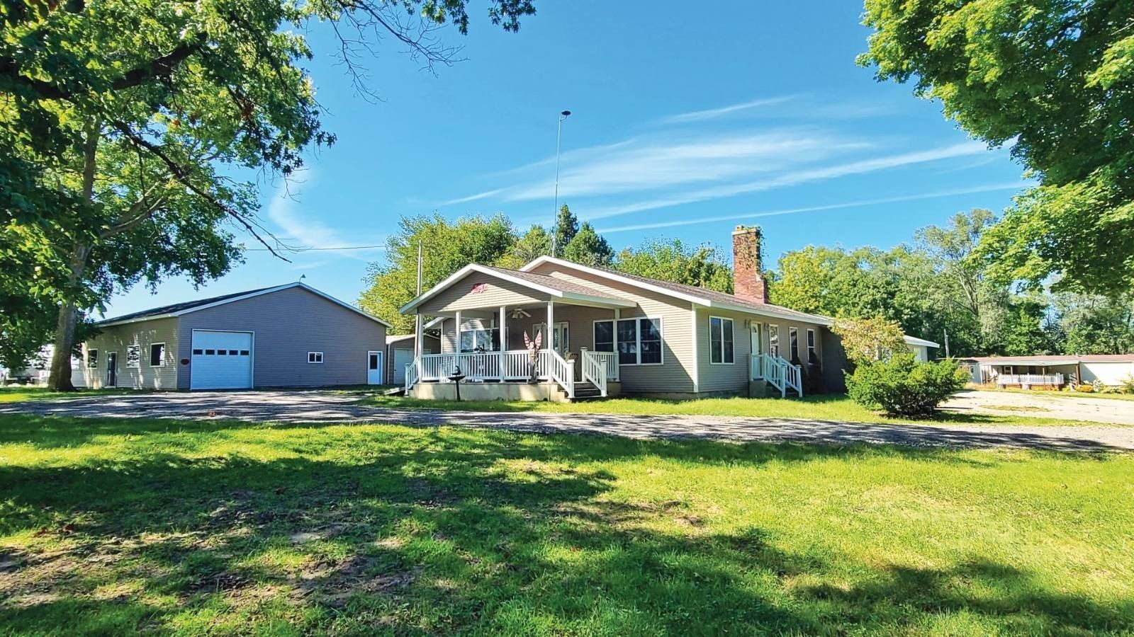 3257 Rock Spring Road, Burlington, IA 52601 | MLS: 11342554 | Land and Farm