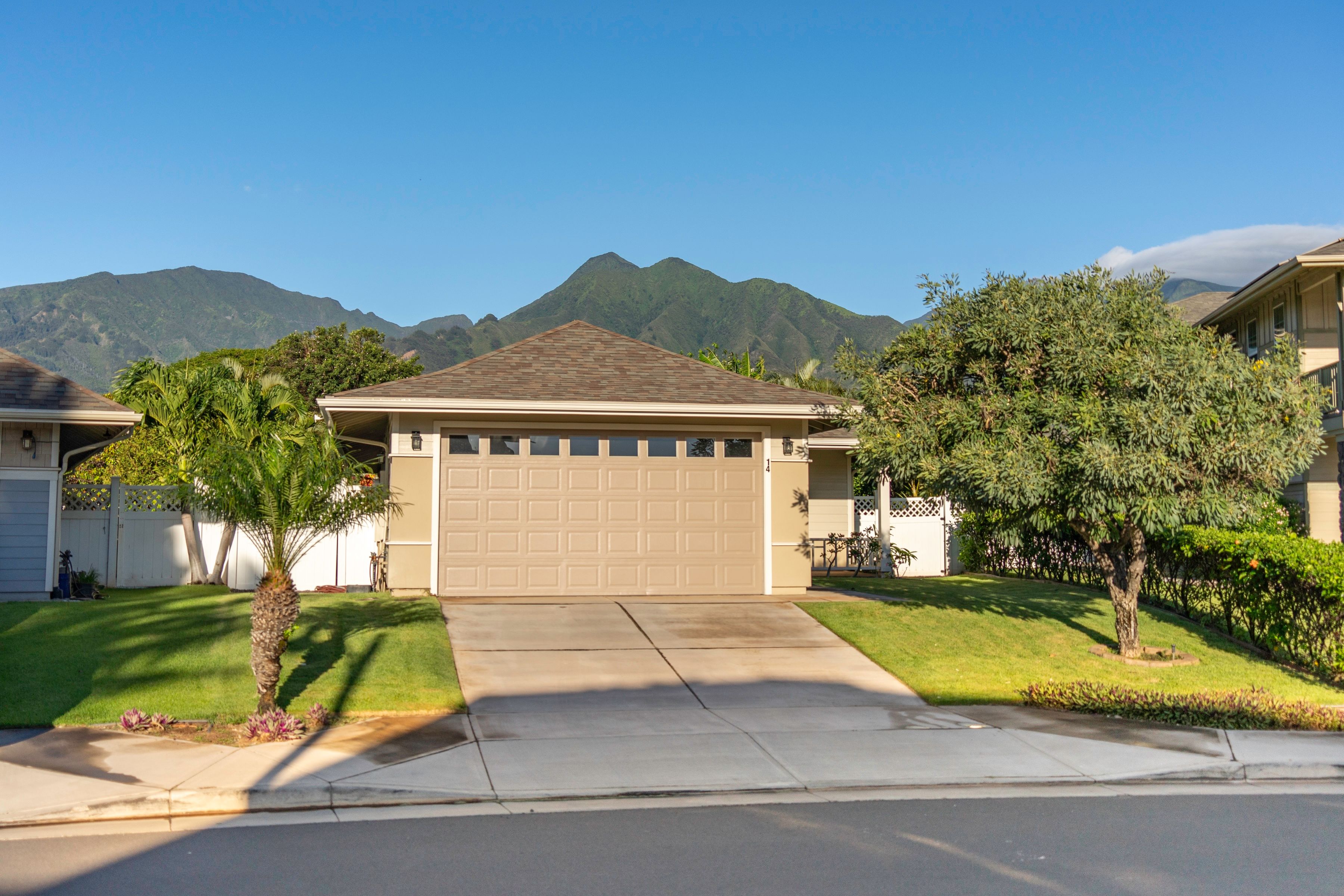 14 Pakau Place, Kahului, HI 96732 | MLS: 403419 | Land and Farm