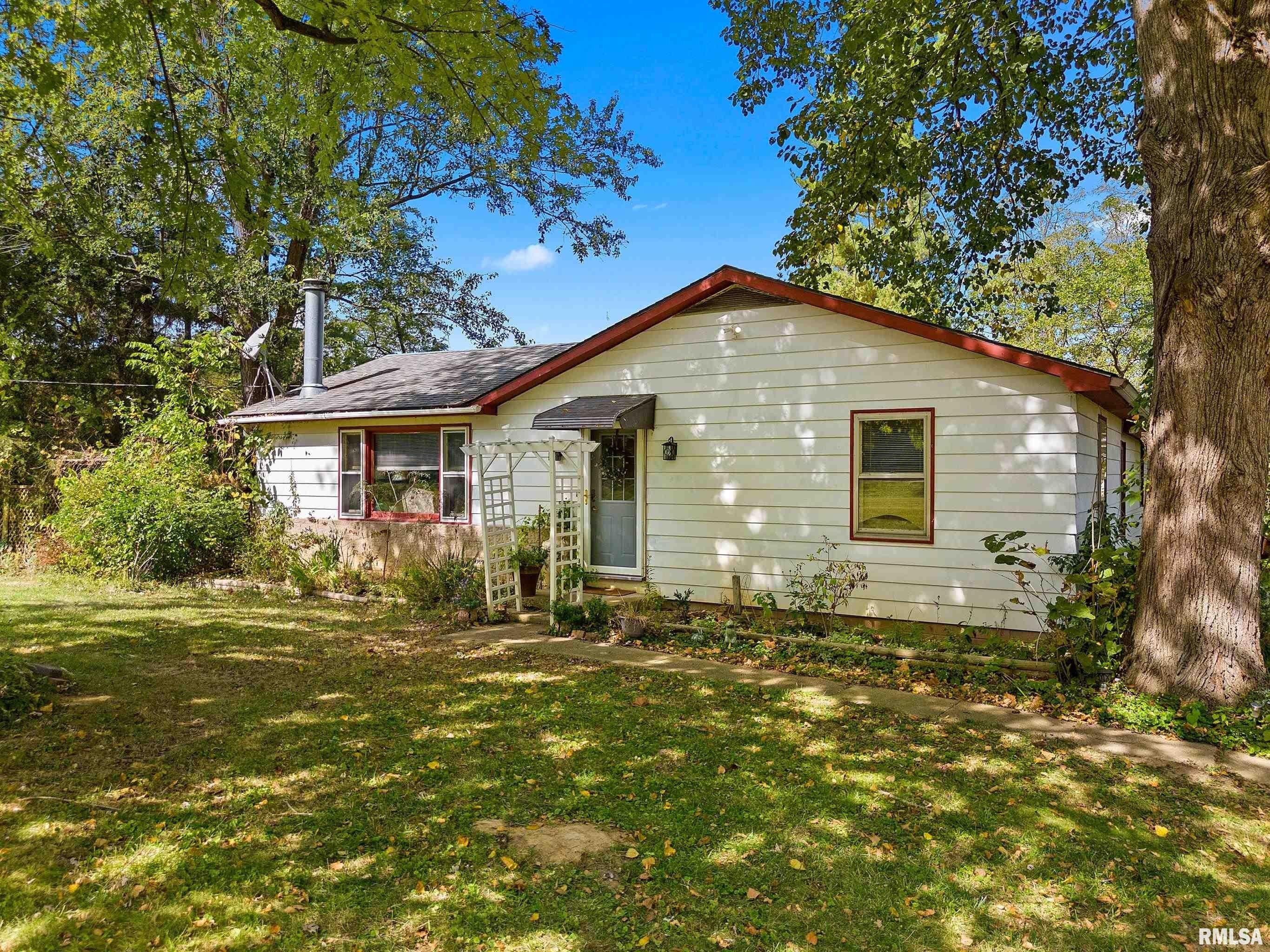 913 E TRUITT Avenue, Chillicothe, IL 61523 | MLS: PA1253618 | Land and Farm