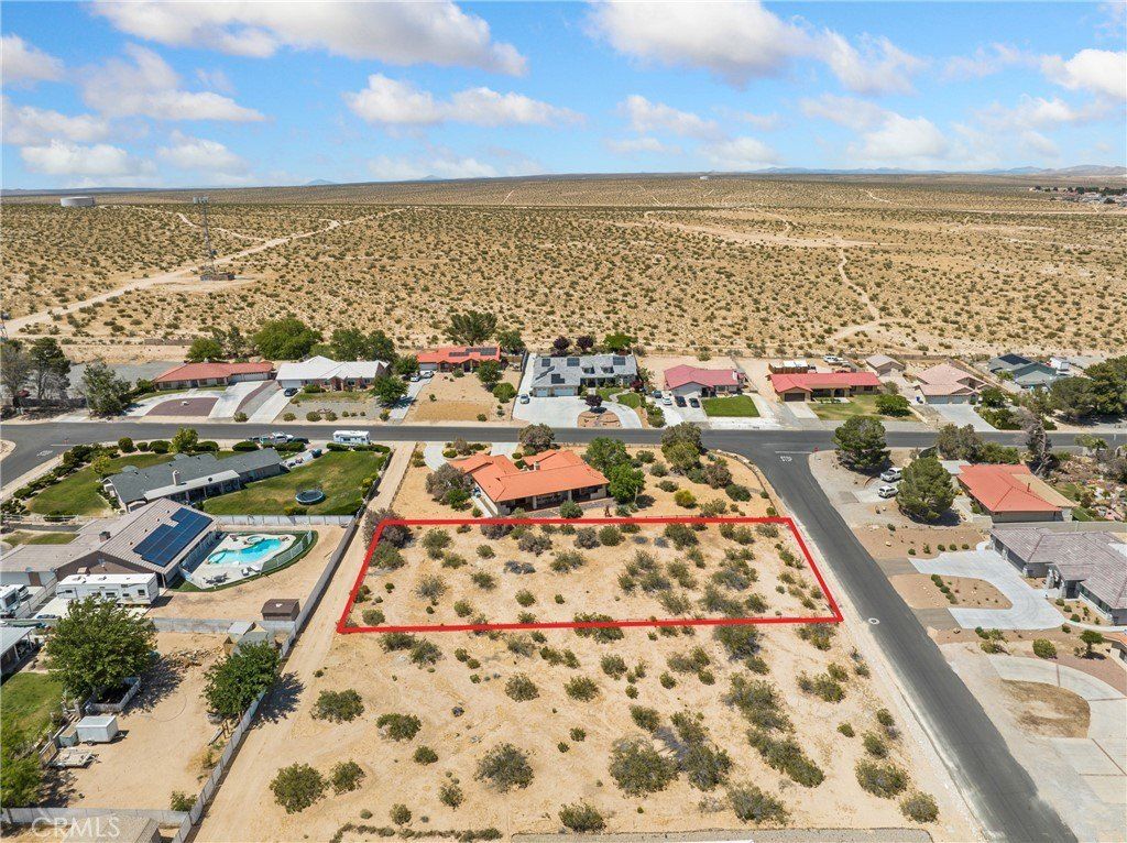 26830 Red Coach Lane, Helendale, CA 92342 | MLS: HD24104780 | Land and Farm