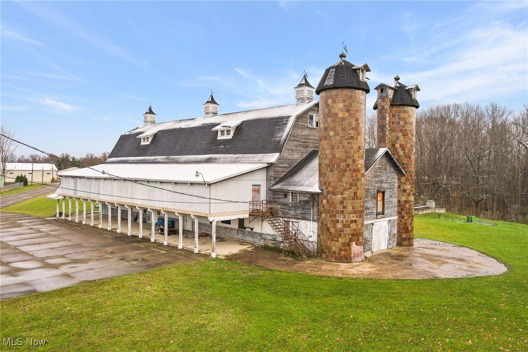 42255 Butternut Ridge Road, Elyria, OH 44035 | MLS: 5086827 | Land and Farm